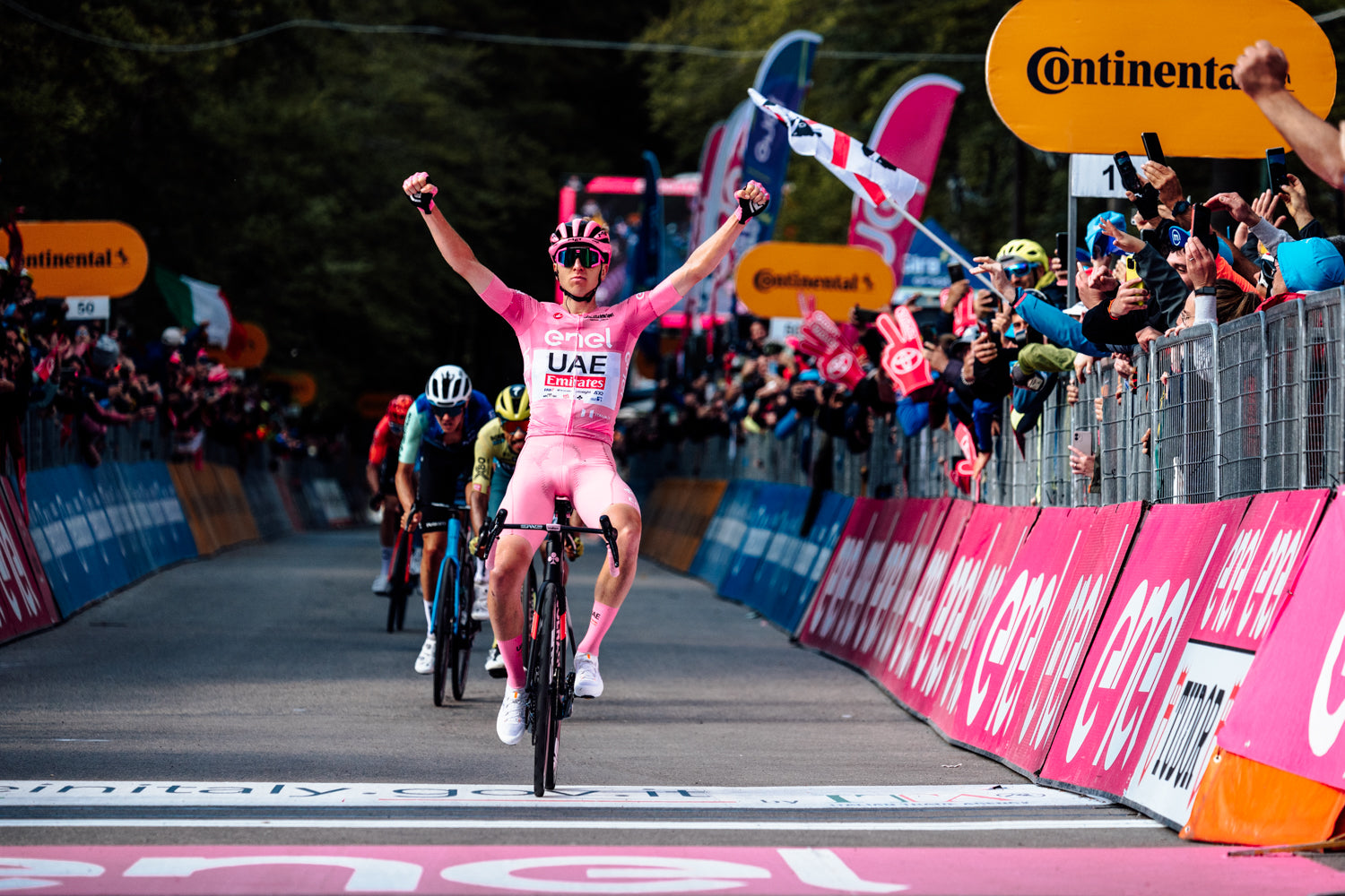 A Week Of Pink - Giro d'Italia One Week In – ENVE Composites USA