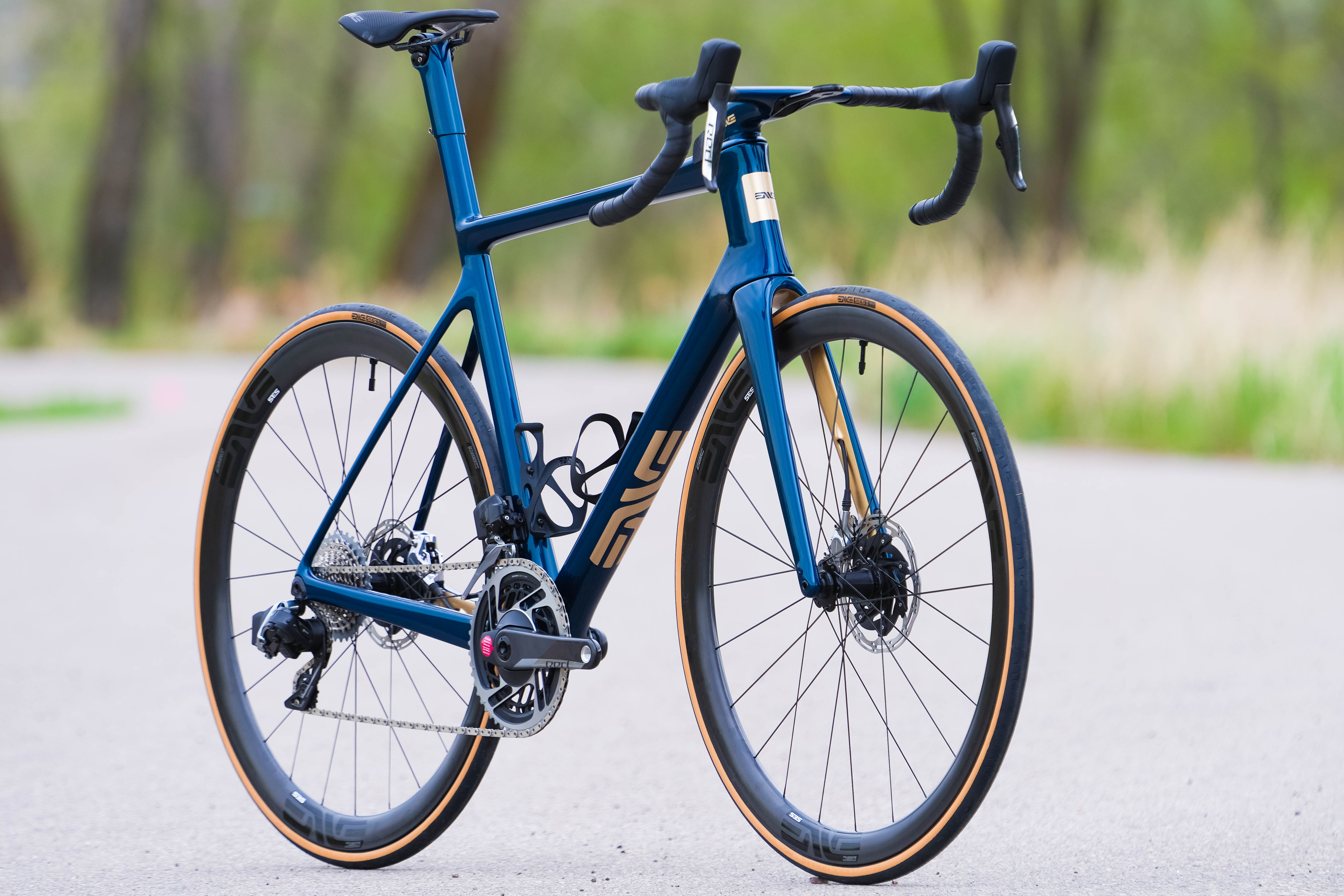 Custom Road – ENVE Composites USA